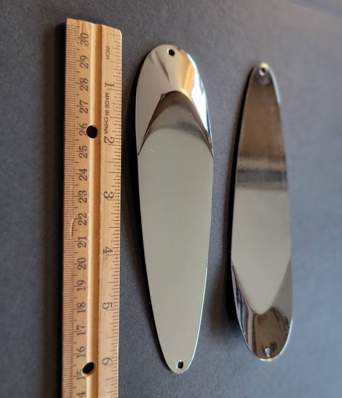 Warren's "Nickel Chrome" Mule Kicker – Giro Custom Lures