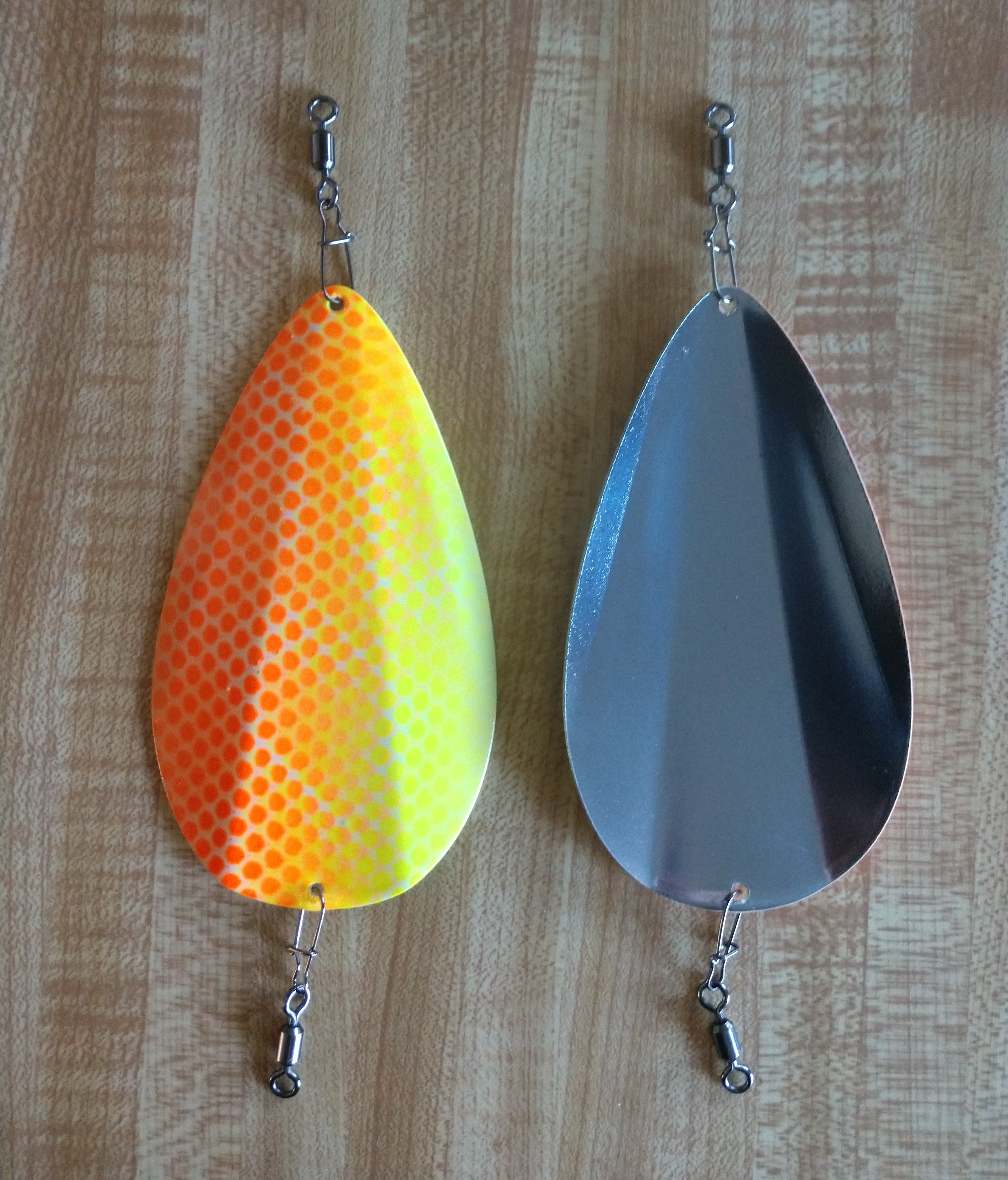 Giro Jet Dodger (Silver Back) in Giraffe Green Glow – Giro Custom Lures