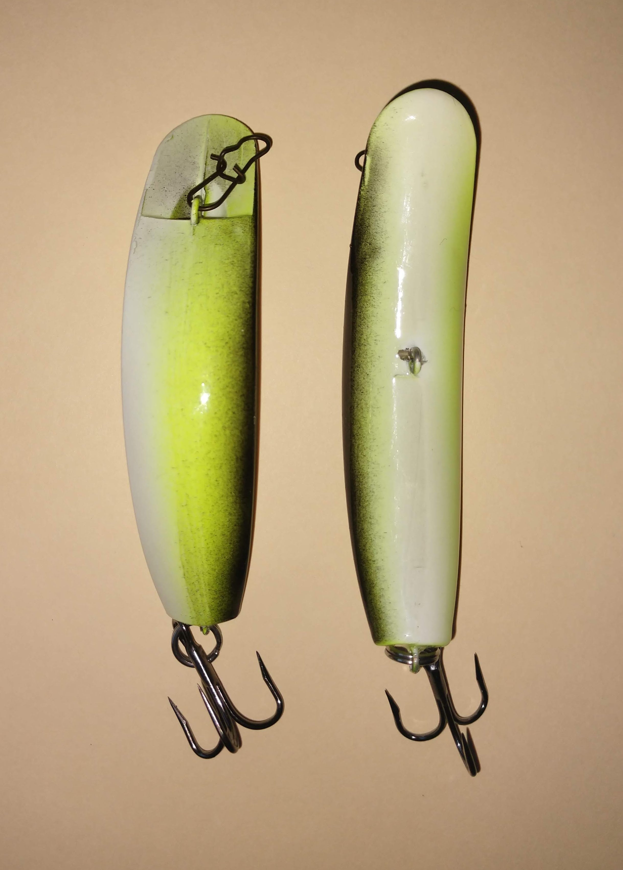 Neon Skunk – Giro Custom Lures
